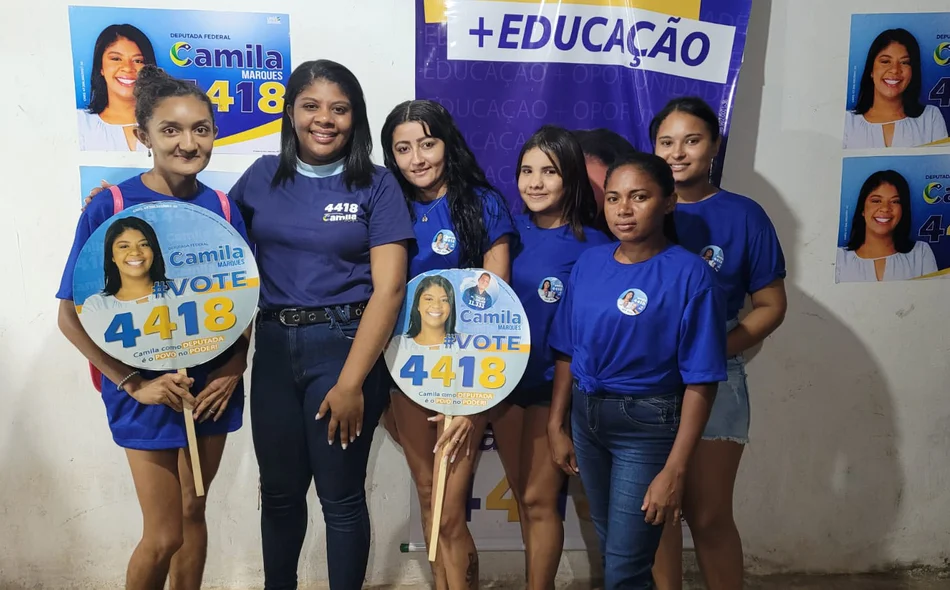 Camila Marques comemora encerramento da campanha ao lado da juventude - GP1