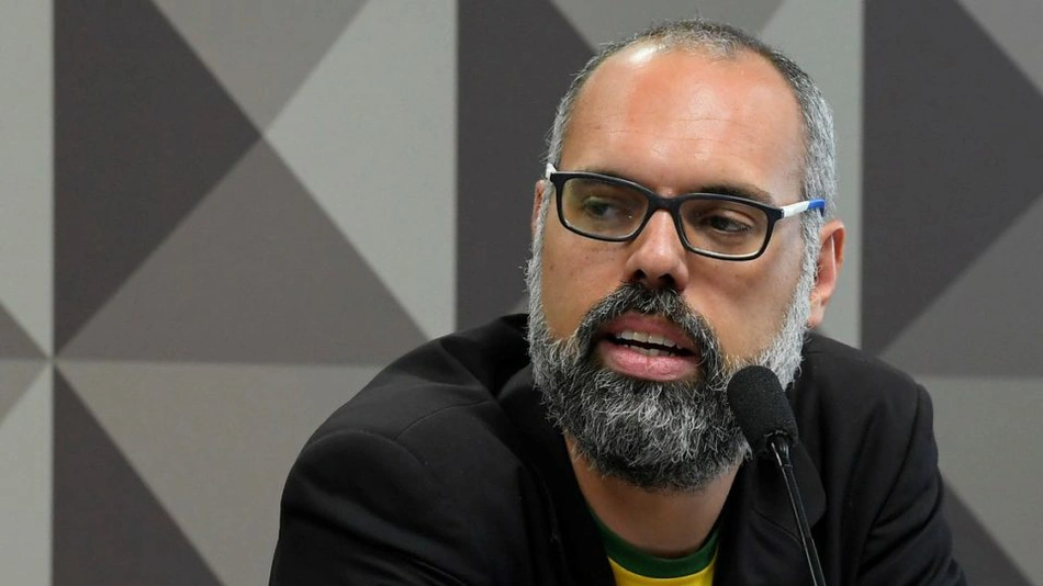Interpol e EUA negam ordem de Alexandre de Moraes contra jornalista ...