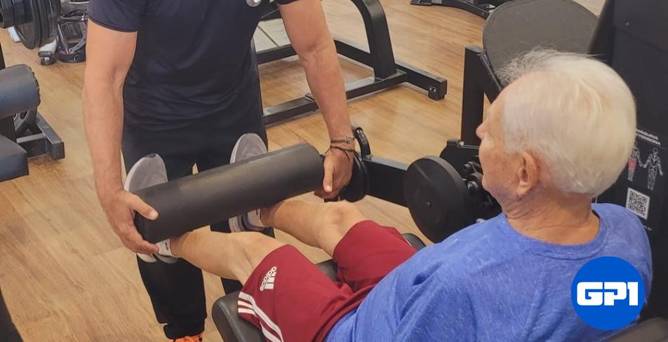 Musculação: o segredo para o idoso andar firme, com equilíbrio e sem ...